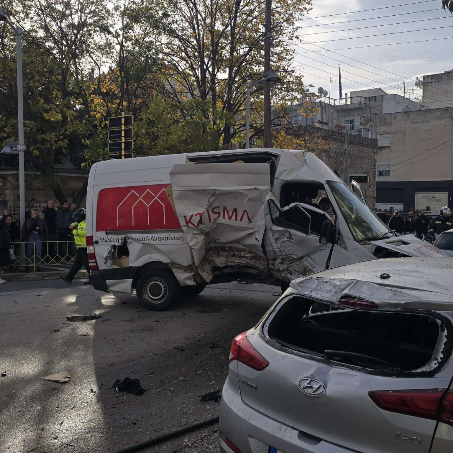 Kozanimedia-Ώρα 09:15:Σοβαρό τροχαίο ατύχημα στην περιοχή του ...