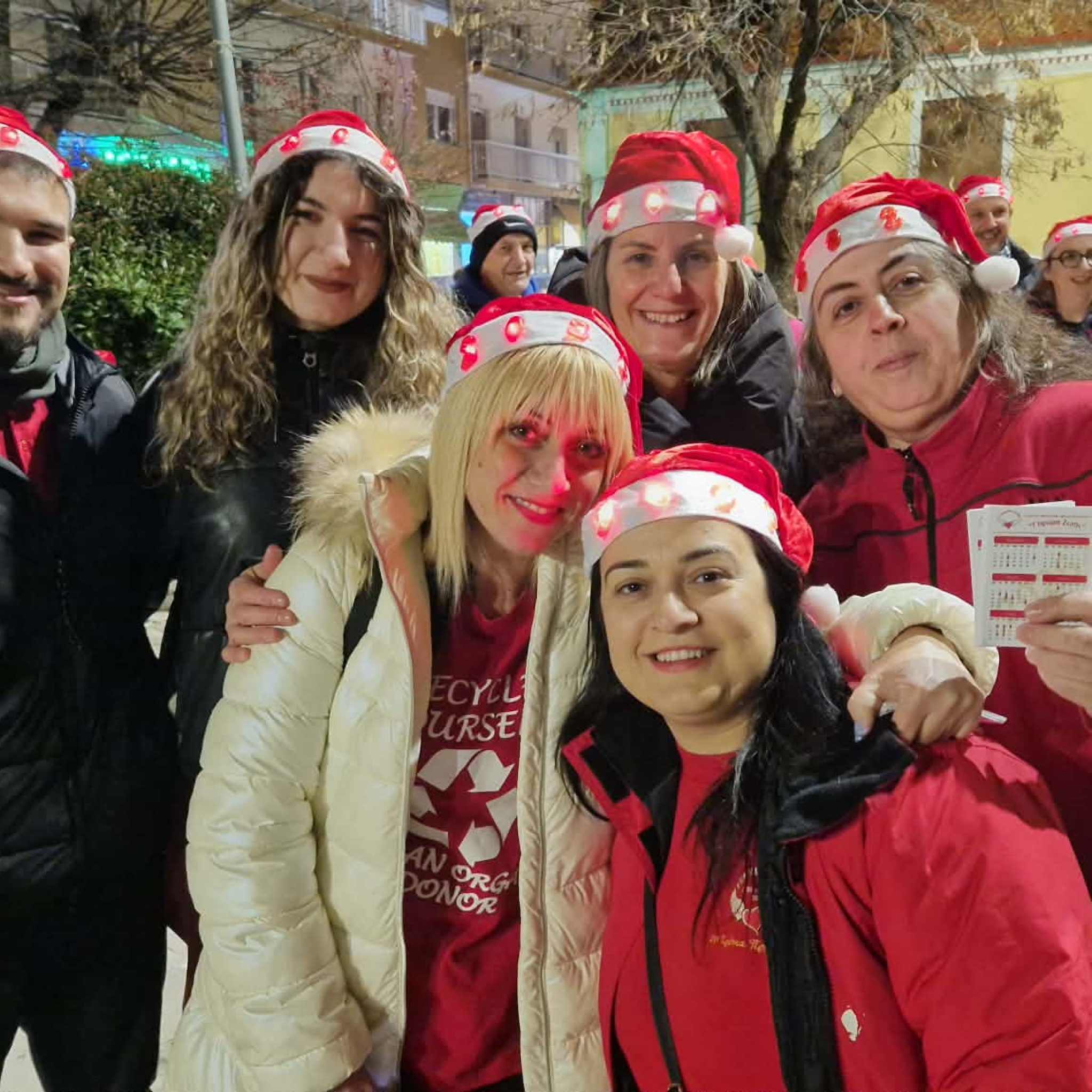 Kozanimedia: Mε μεγάλη επιτυχία ο φιλανθρωπικός αγώνας «Santa Run» στην ...