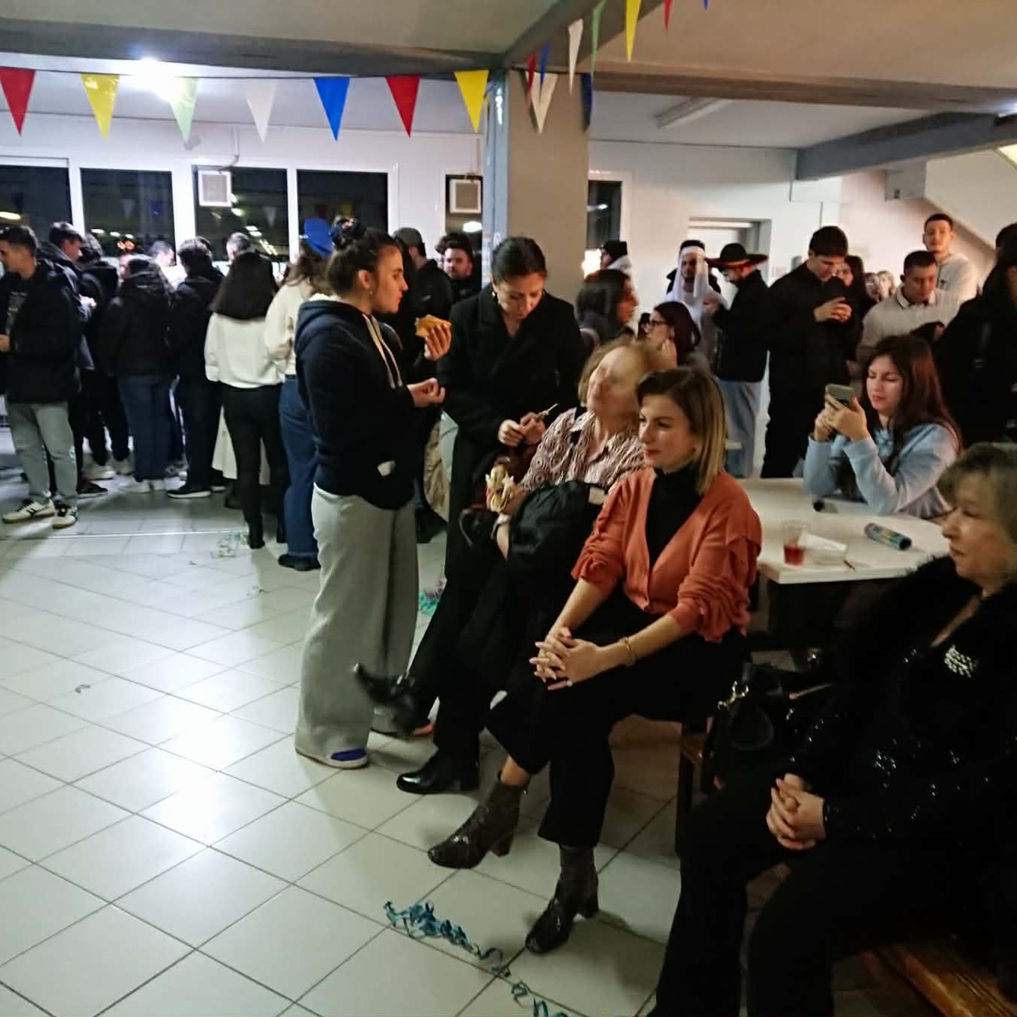 Kozanimedia: Φοιτητές και καθηγητές του Πανεπιστημίου Δυτ. Μακεδονίας ...